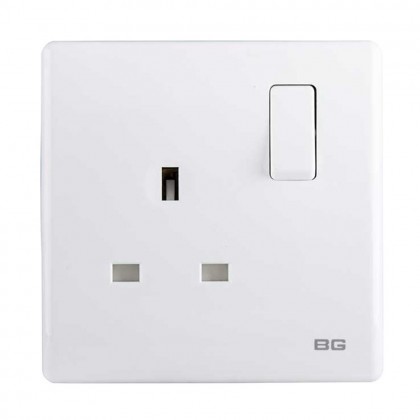 British General 1-Gang Single 13Amp Switched Type-G Socket Outlet Power ...