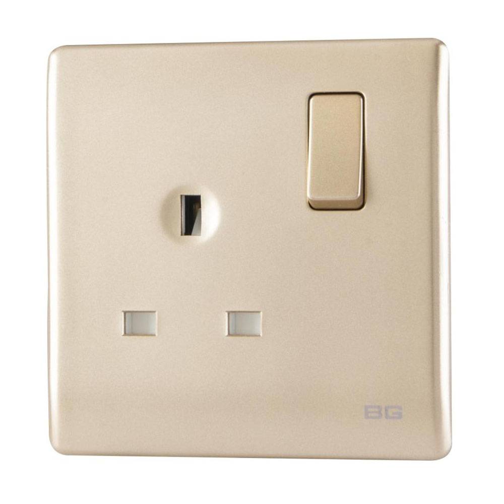British General 1-Gang Single 13Amp Switched Type-G Socket Outlet Power ...